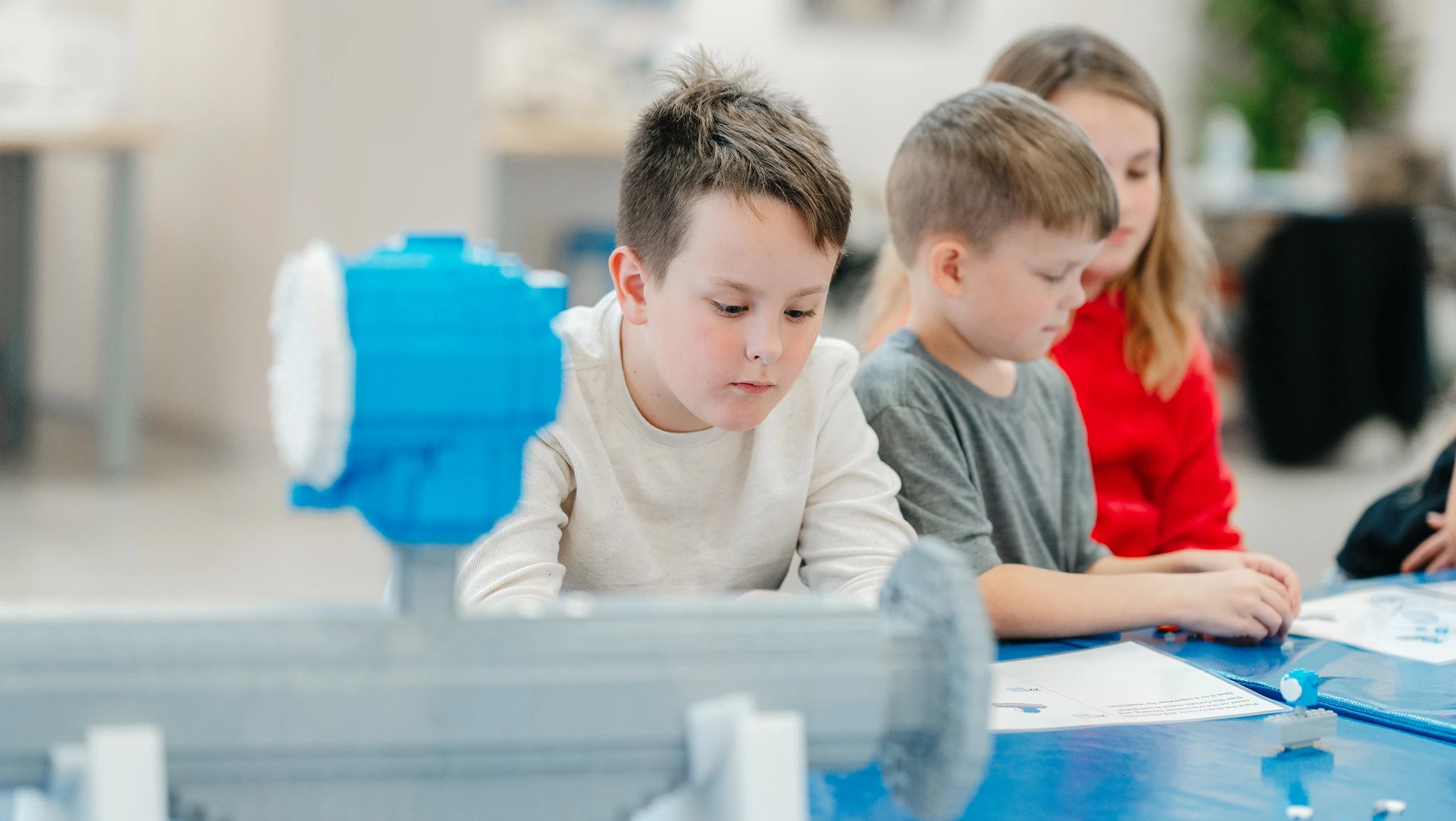 Incorporating STEM into School Libraries - STEM Education Works